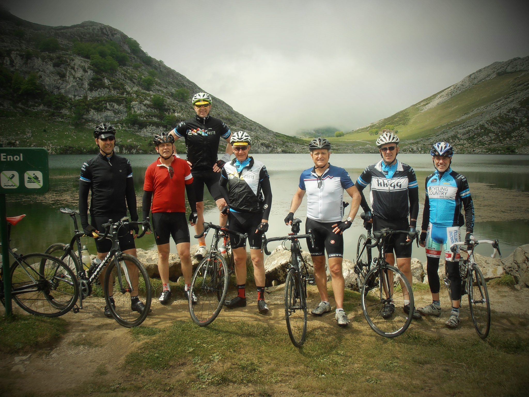 Famous La Vuelta Climbs Bike Tour Spain | Cycling Country