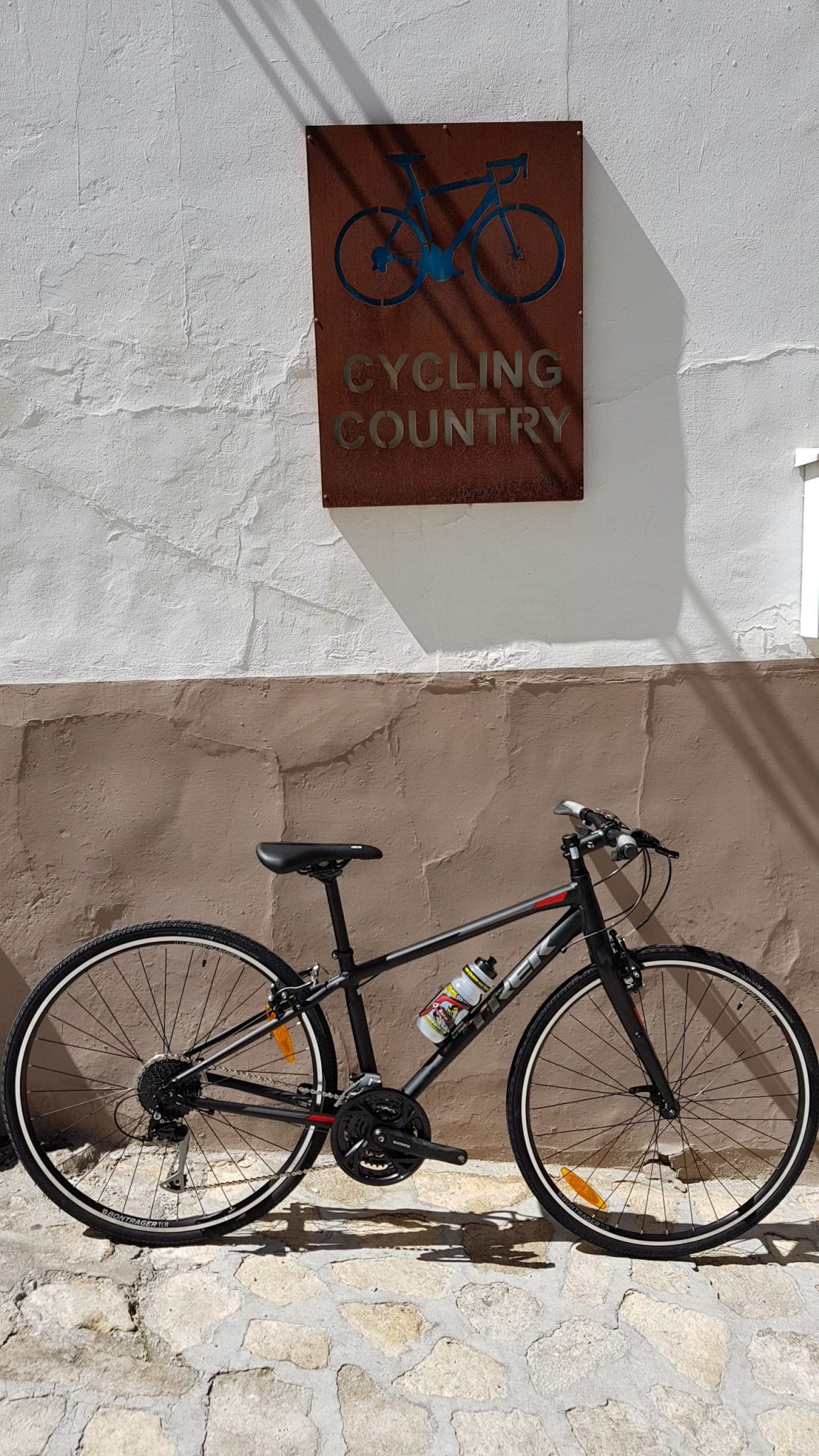 Road Bikes, touring & e-bike tours, support vans | Cycling Country Spain